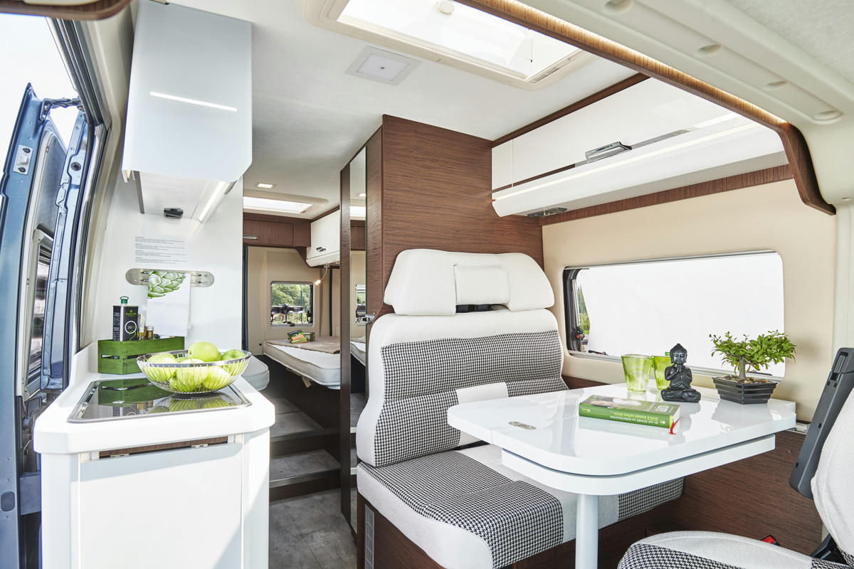 V3 Compact Tourer Premium-Camper der DRM mieten