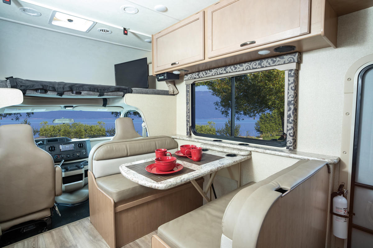 Class C Family Sleeper (FS) | El Monte | USA