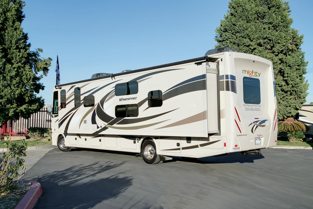 Mighty Motorhomes Fahrzeugname | USA