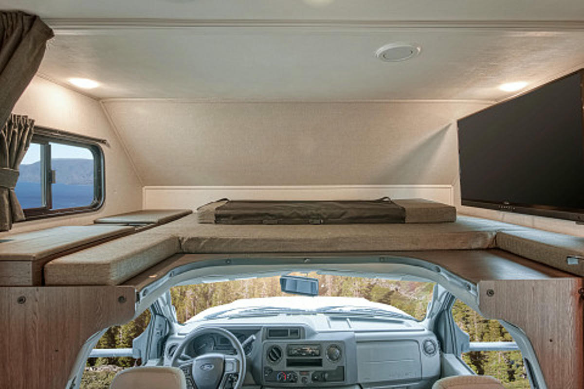 Mighty US Class C Family Sleeper | USA